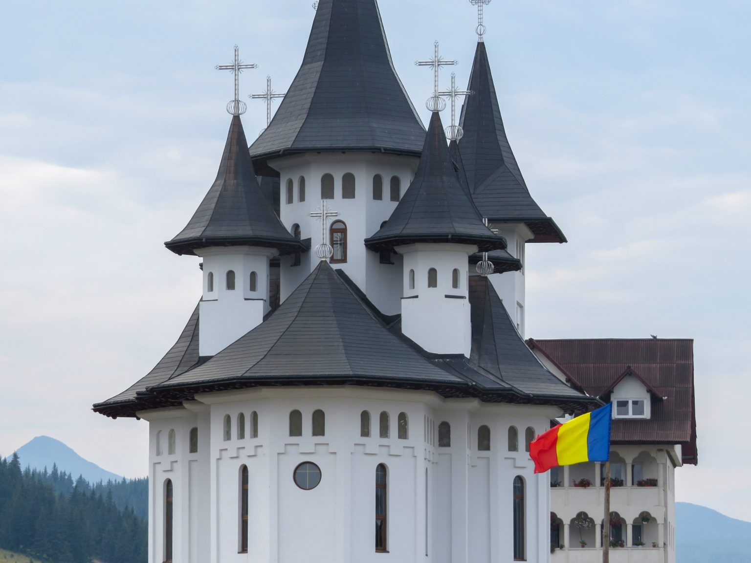 Moving to Romania: Full relocation guide - Immigration residency blog